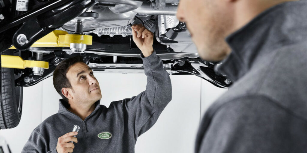 Land Rover Service in Toronto - Land Rover Toronto