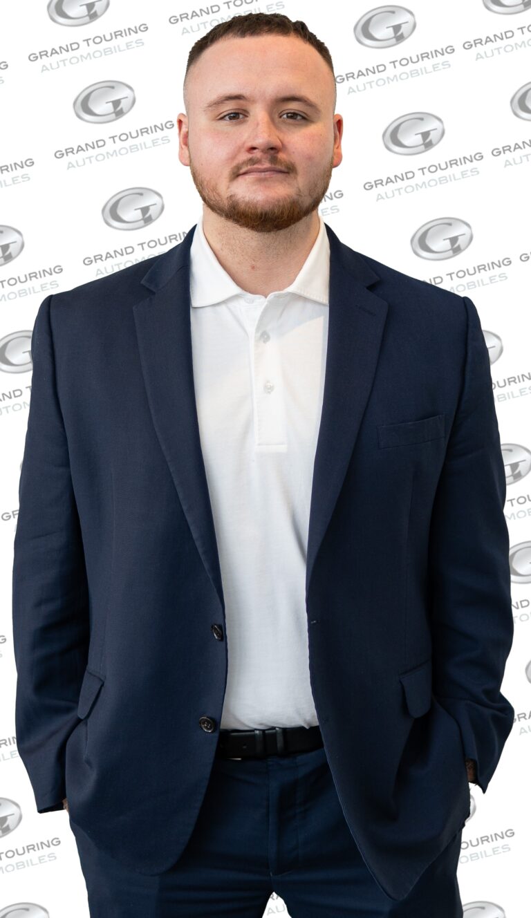 Meet our staff - Land Rover Toronto